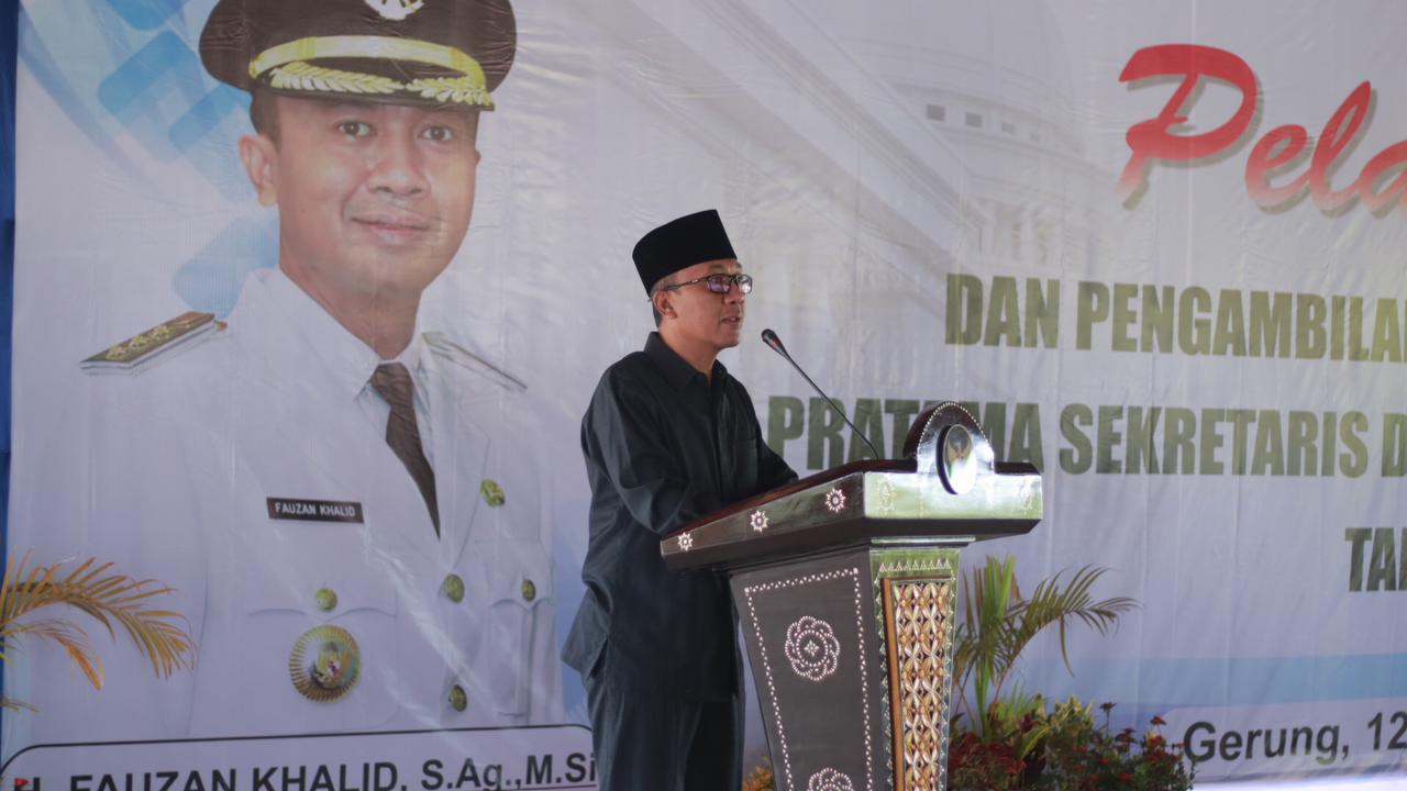 H. Ilham Resmi Dilantik Sebagai Sekretaris Daerah Lombok Barat ... H. Ilham Resmi Dilantik Sebagai Sekretaris Daerah Lombok Barat ...